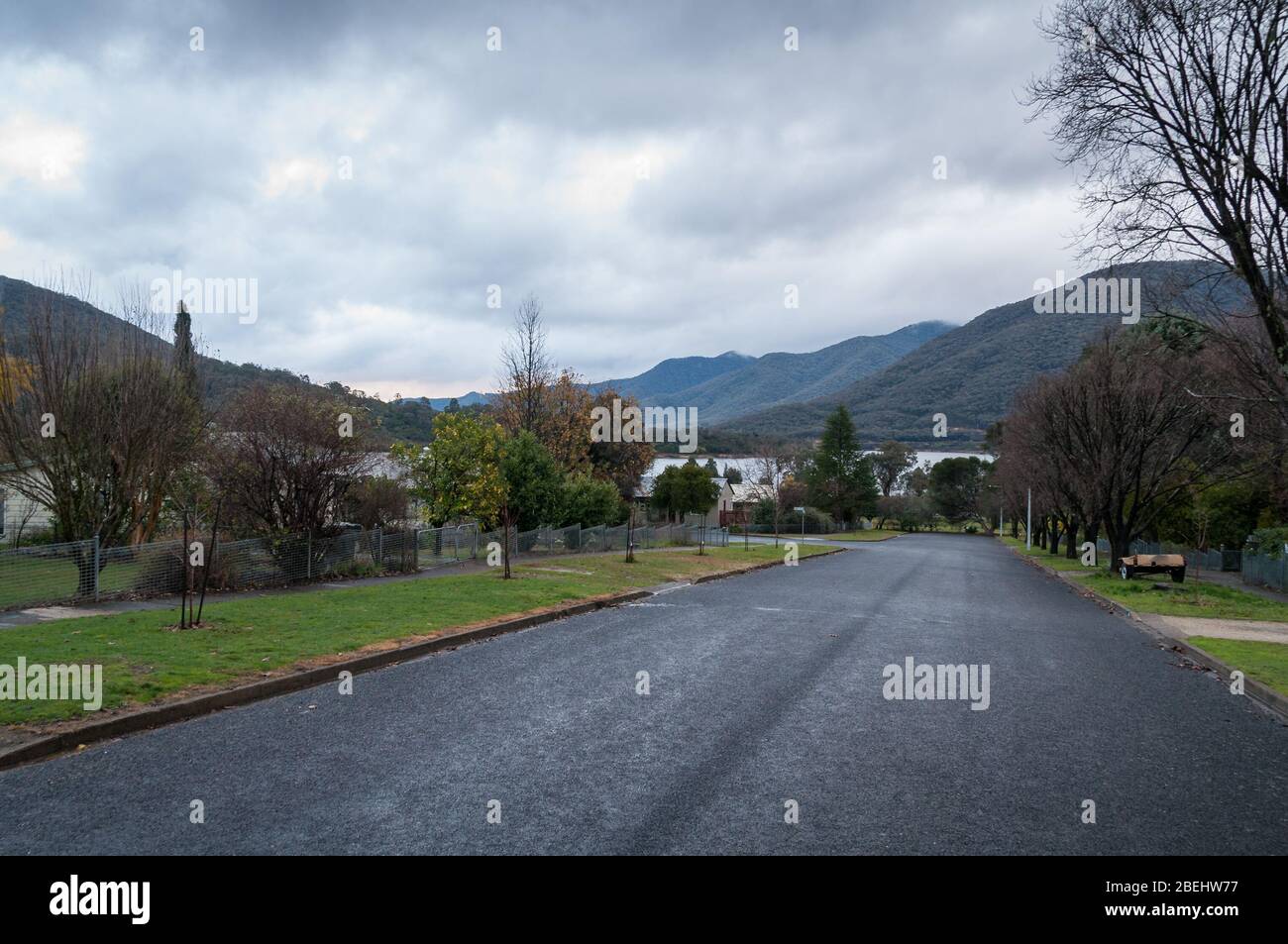 Asphalt road going through Talbingo small town in rural Australia ...