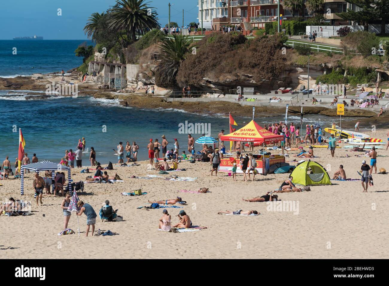 Sydney Australia April 21 2019 People Sunbathing And Swimming On
