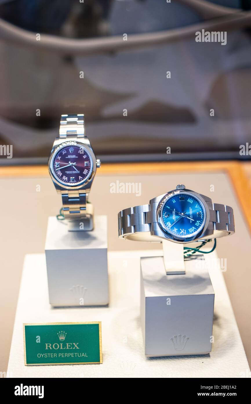 Rolex boutique hi-res stock photography and images - Alamy