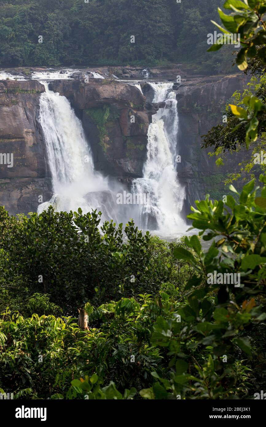 Athirapally water fall kerala hi-res stock photography and images - Alamy
