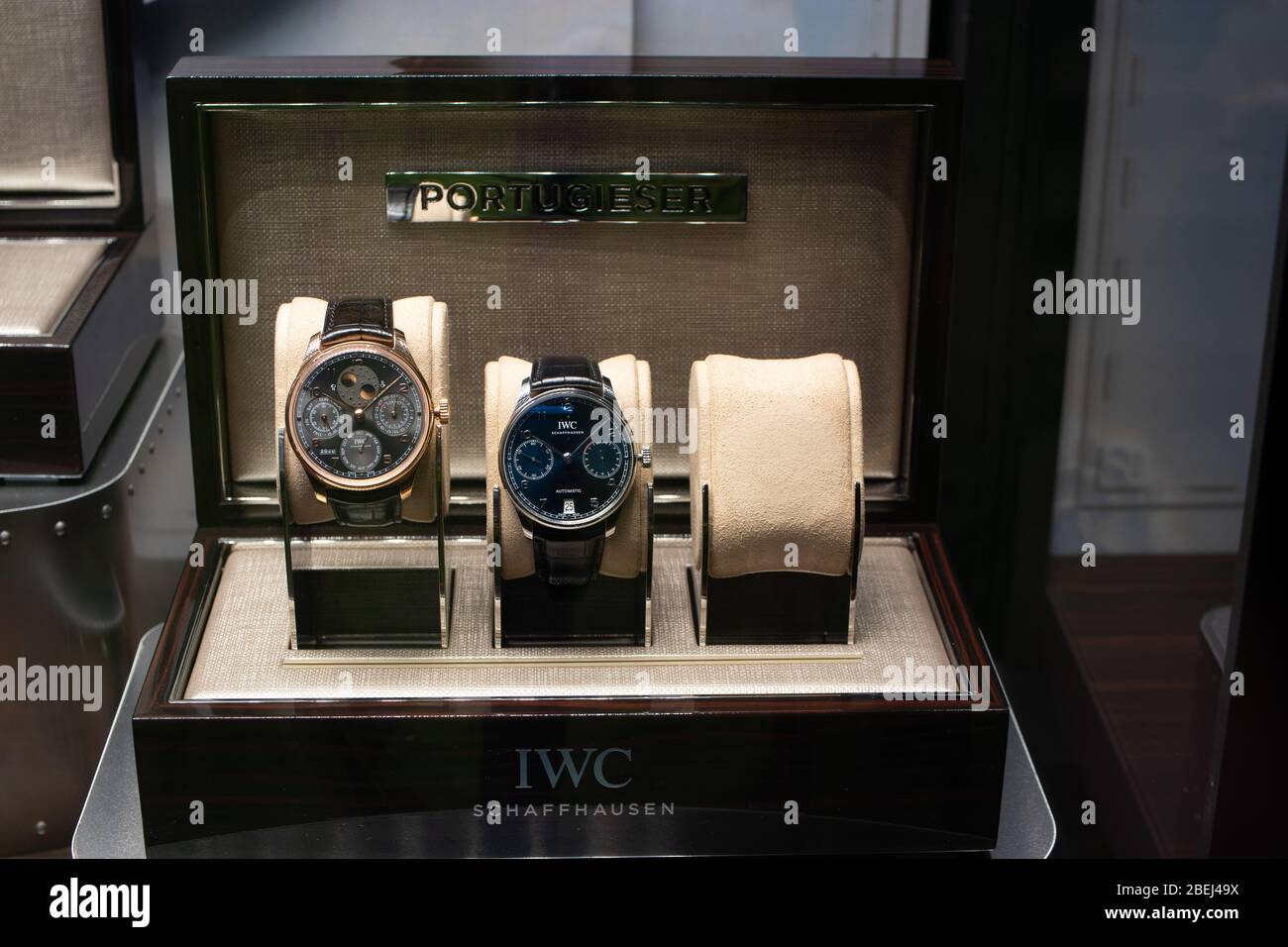 Iwc logo hi-res stock photography and images - Alamy