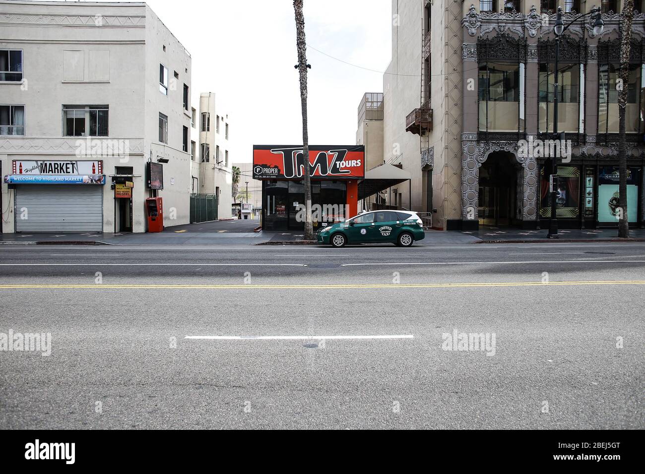 Tmz hollywood tour los angeles hi-res stock photography and images - Alamy