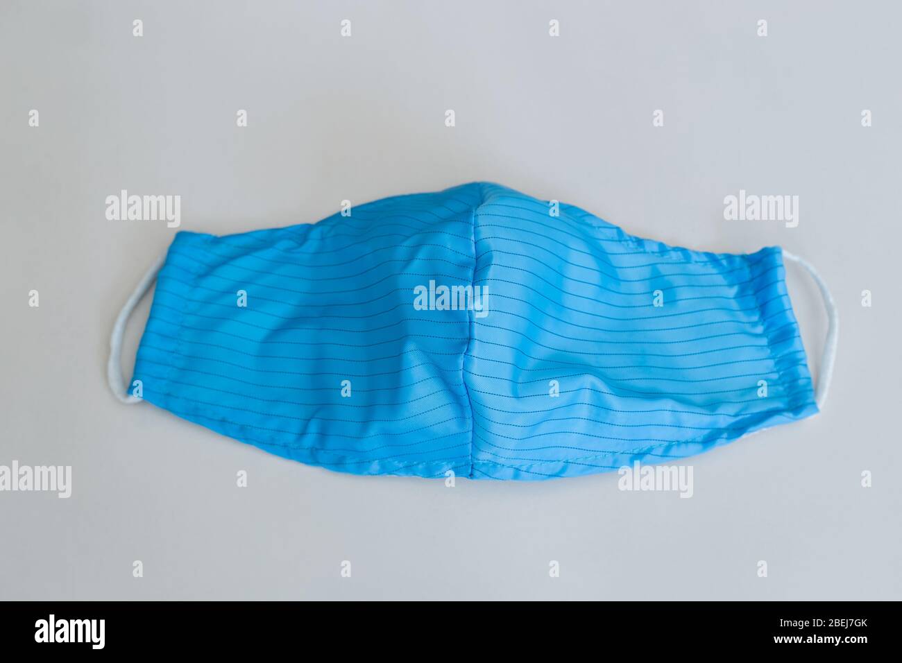 Help breathing hi-res stock photography and images - Alamy