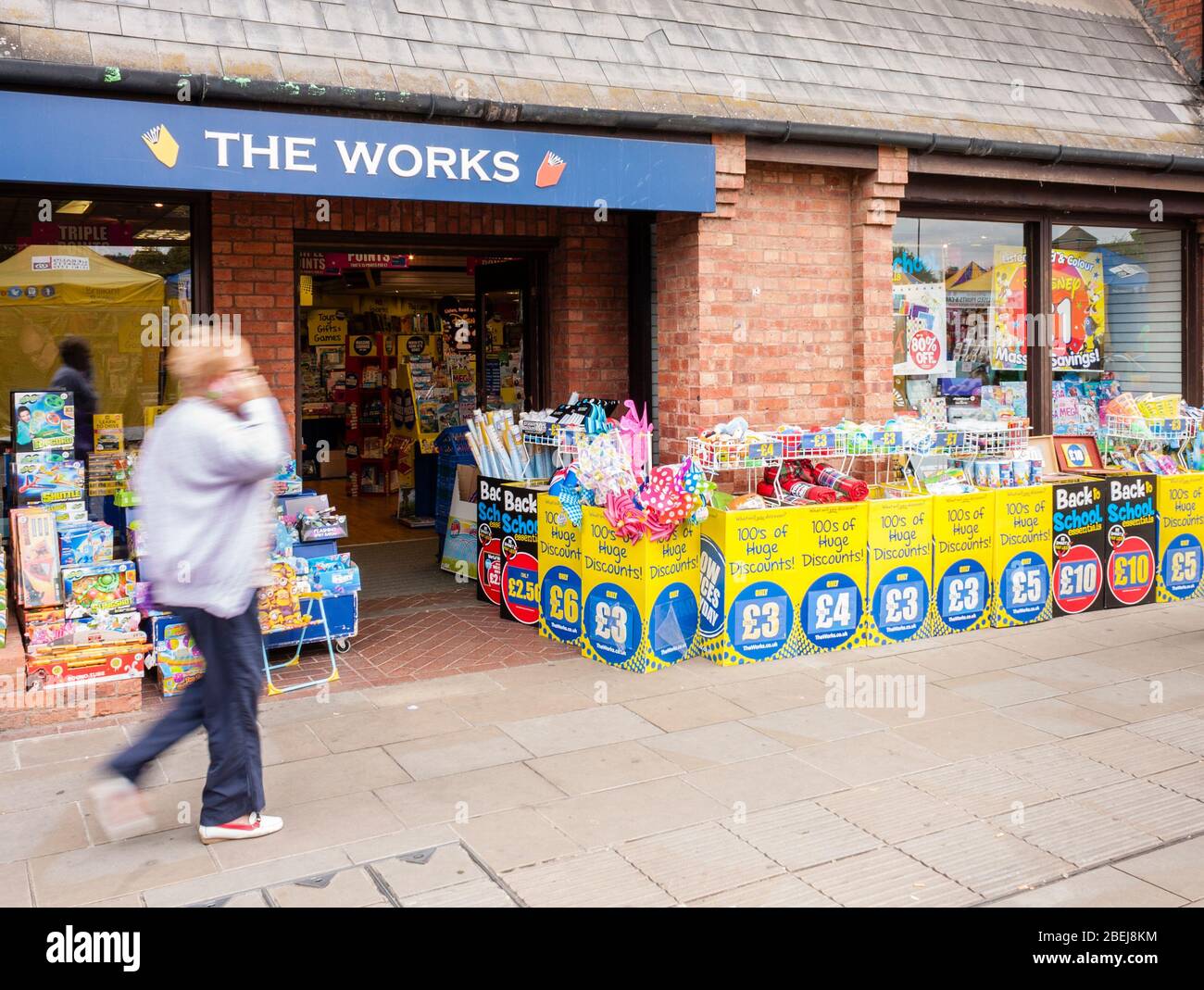 Discount retailer hi-res stock photography and images - Alamy