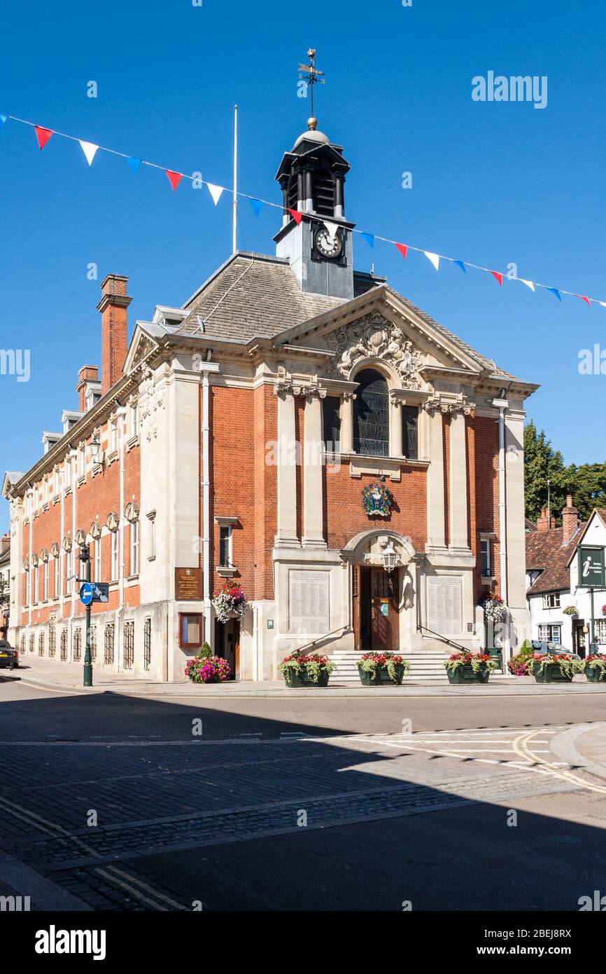 Henley town hall hi-res stock photography and images - Alamy