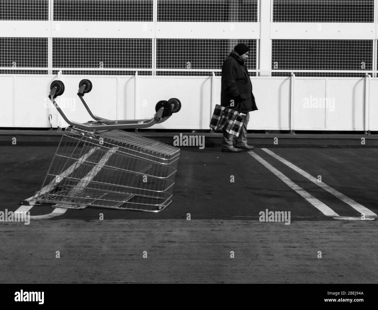 Queue Black and White Stock Photos & Images - Alamy