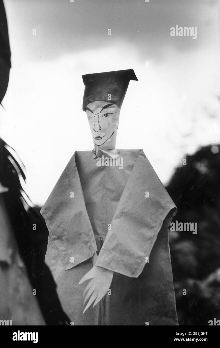 Paper People at Funeral Stock Photo - Alamy