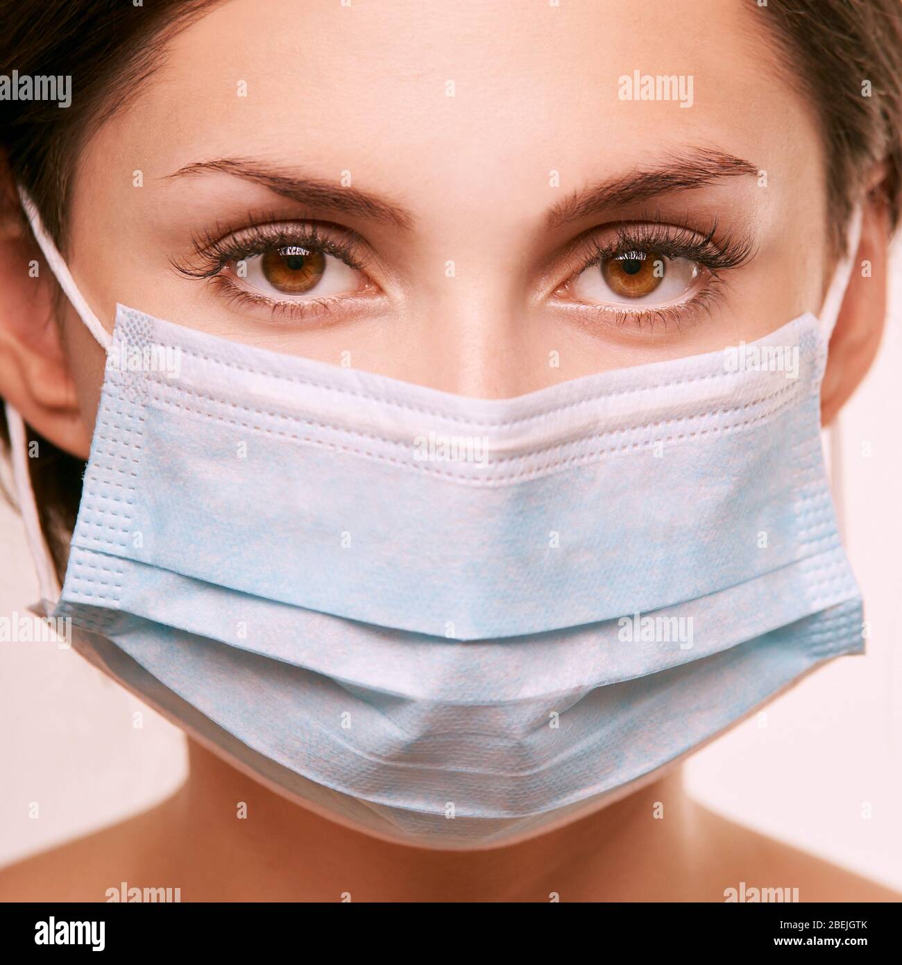 Person breathing air gas mask hi-res stock photography and images - Alamy