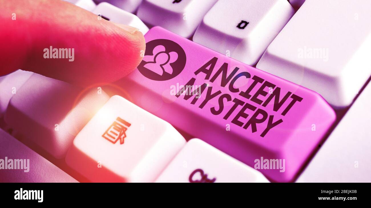 Illuminati temple hi-res stock photography and images - Alamy