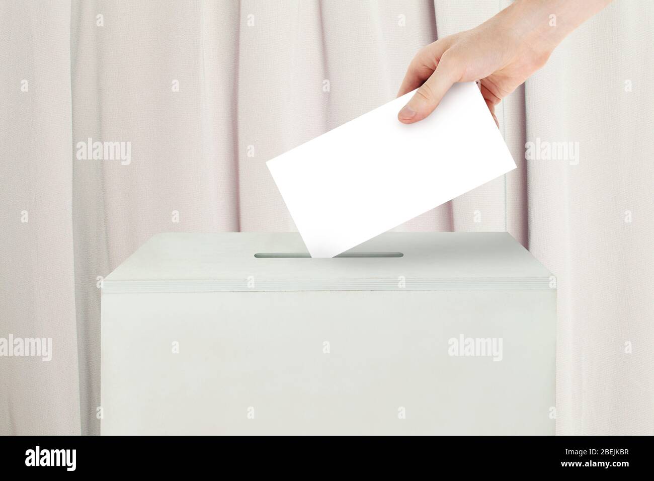 Voter hand hi-res stock photography and images - Alamy