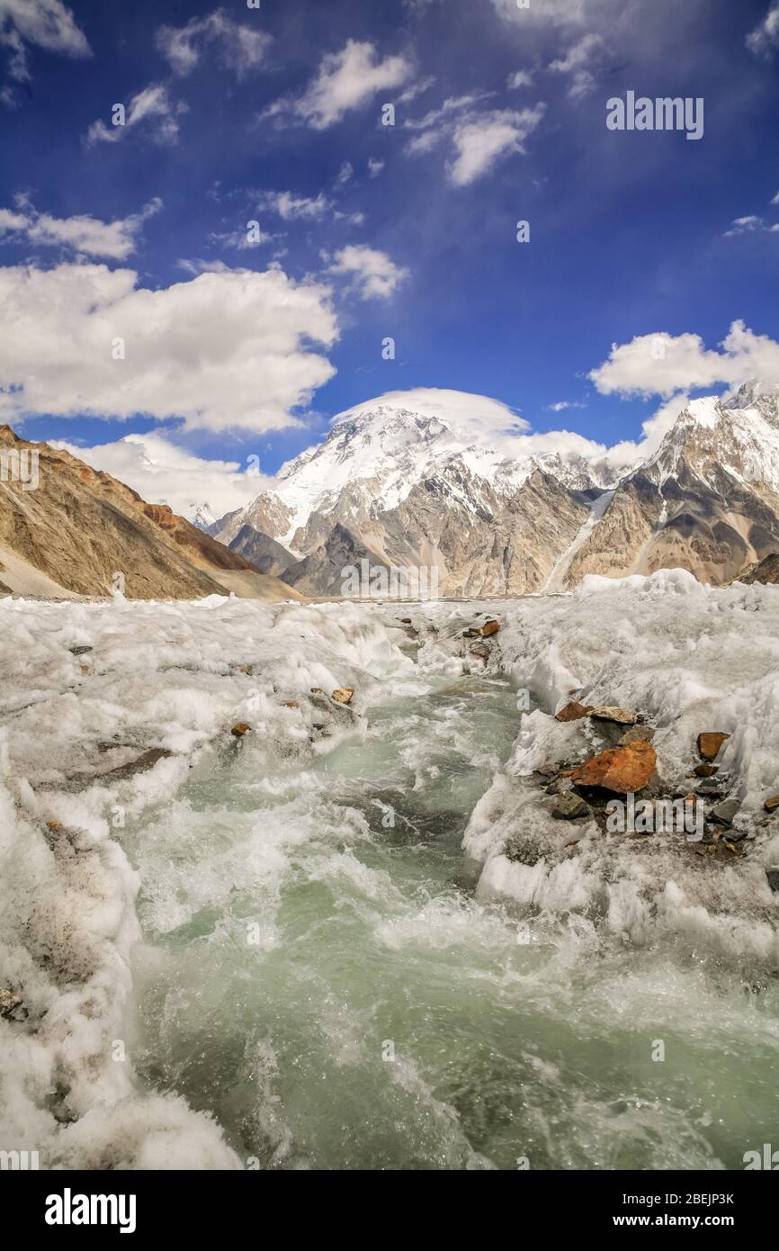 Karakoram range hi-res stock photography and images - Alamy