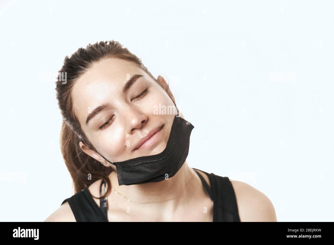 Pretty women wearing mask hi-res stock photography and images - Alamy
