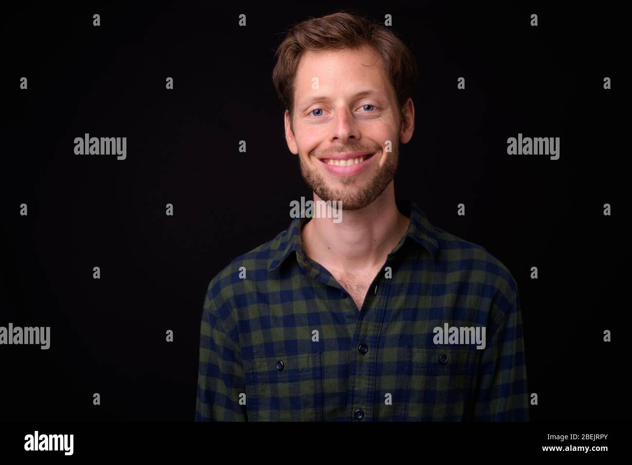Bearded hipster man hi-res stock photography and images - Alamy
