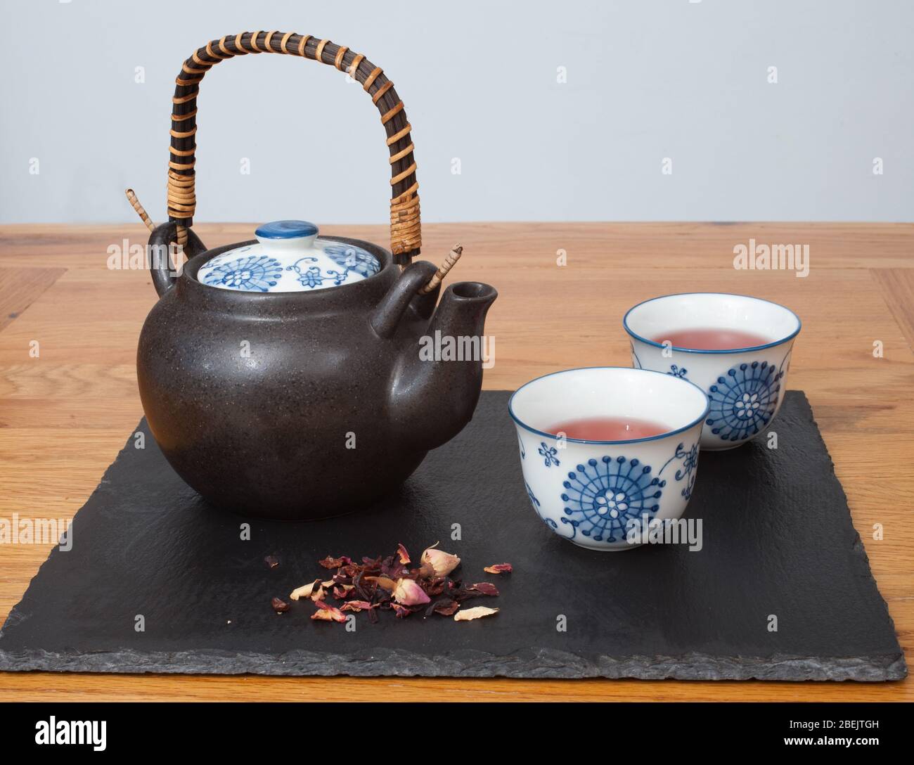 2 tea cups table hi-res stock photography and images - Alamy