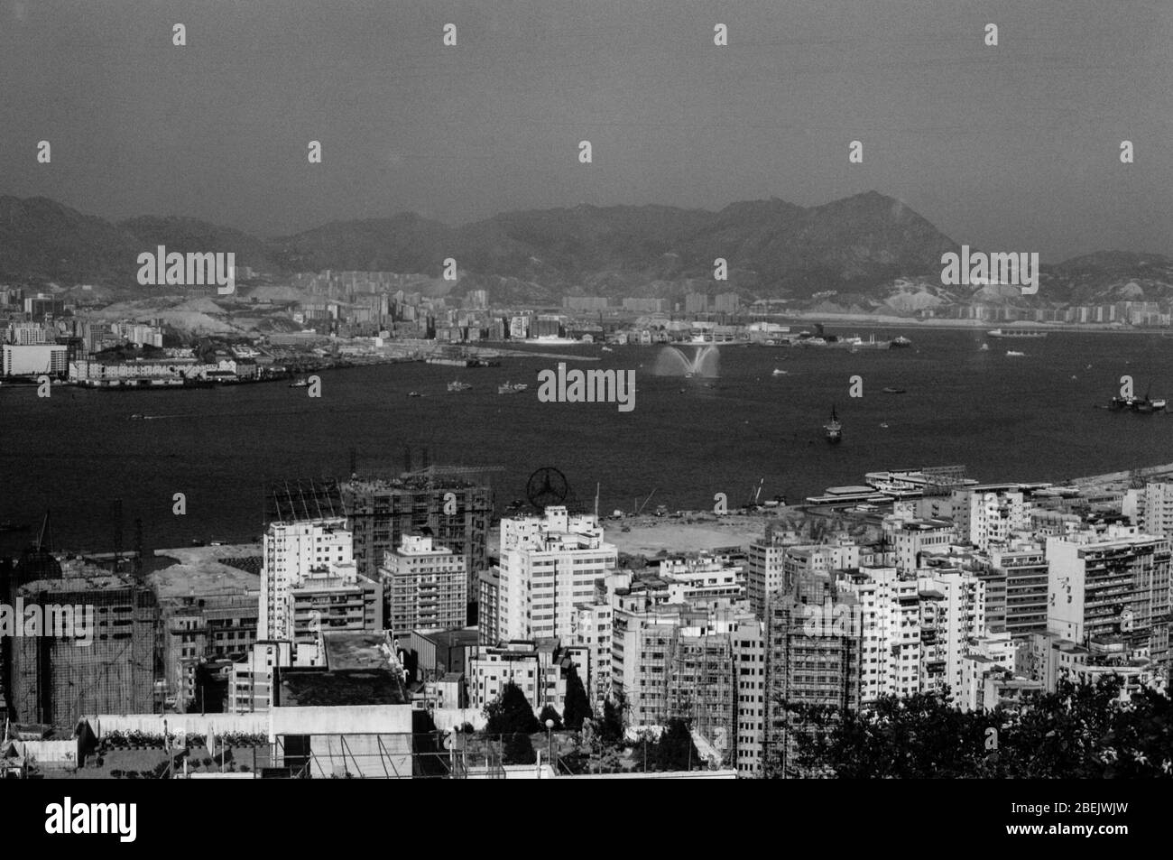 Kai tak airport hong kong Black and White Stock Photos & Images - Alamy