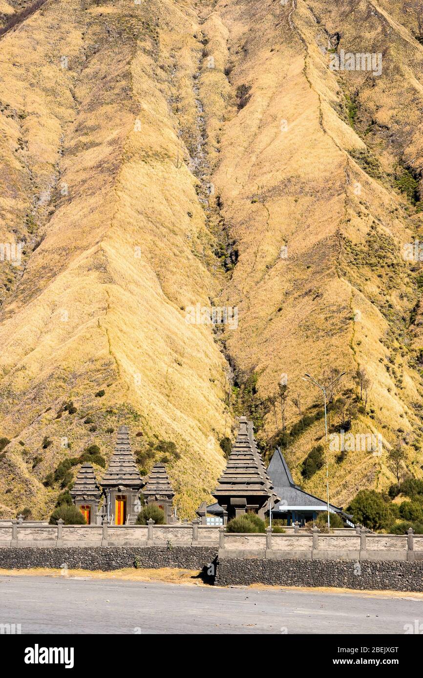 The temple of the east hi-res stock photography and images - Alamy