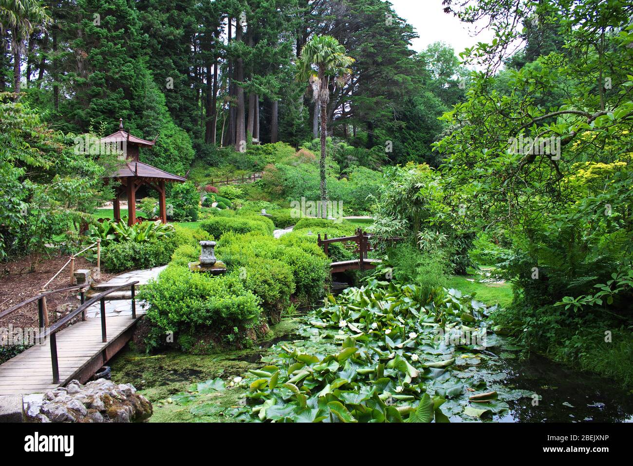 Powerscourt castle historic landmark hi-res stock photography and ...