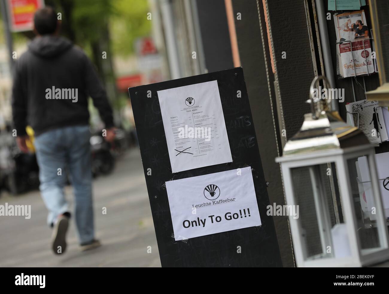 Go kaffe hi-res stock photography and images - Alamy