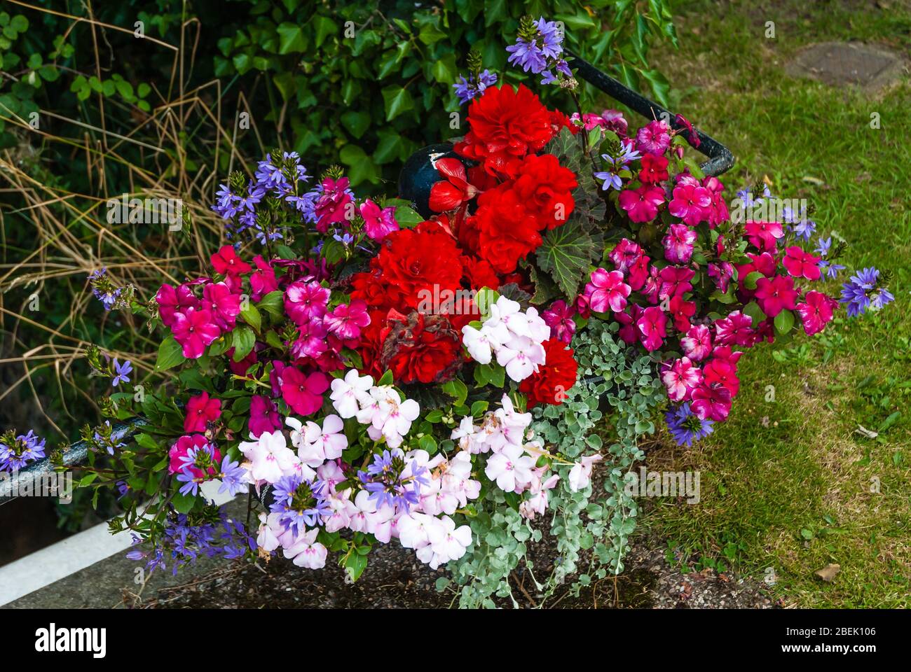 Britain in bloom winners hi-res stock photography and images - Alamy