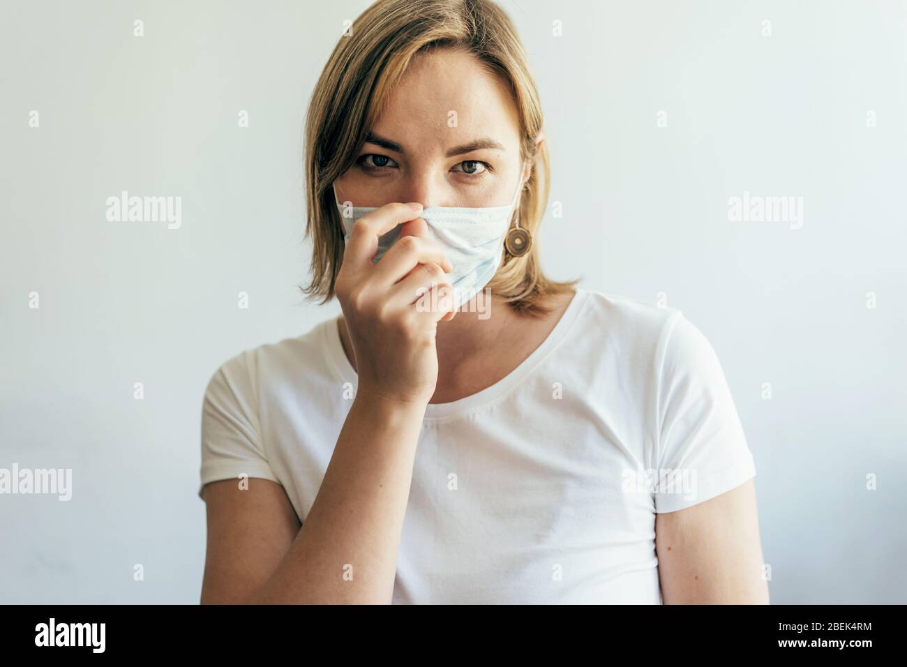 Illness mask hi-res stock photography and images - Alamy