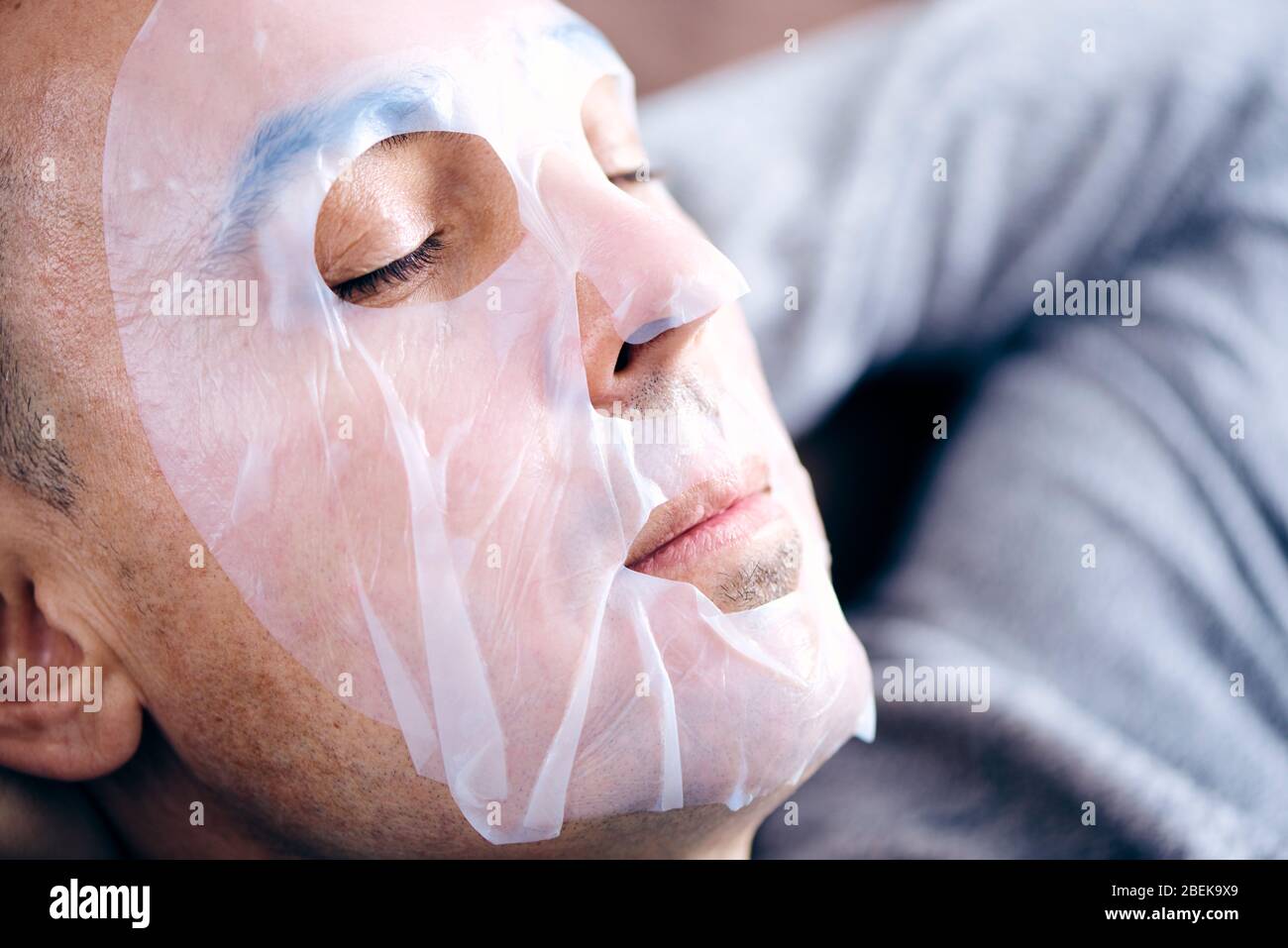 Facial mask sheet hi-res stock photography and images - Alamy