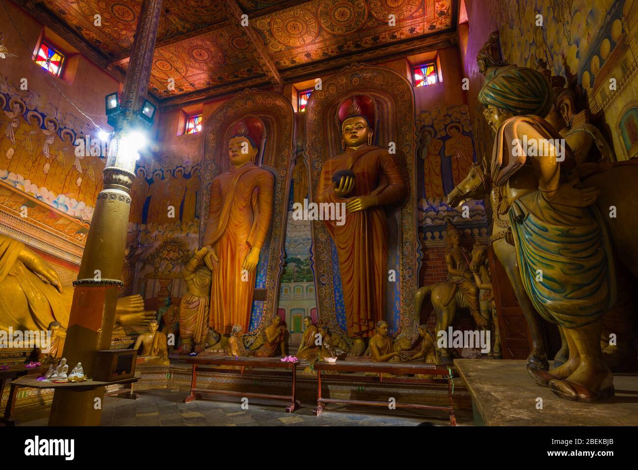 Historical temple tourism beautiful sri lanka hi-res stock photography ...