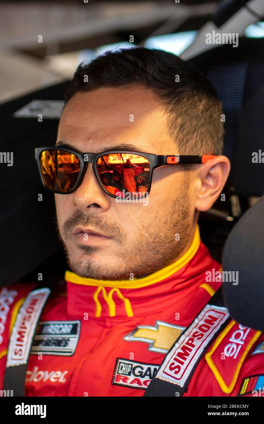 Avondale, Arizona, USA. 14th Apr, 2020. Kyle Larson (42) takes to the ...