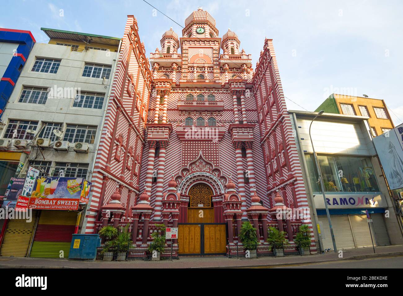 COLOMBO, SRI LANKA - FEBRUARY 22, 2020: Jami Ul-Alfar Masjid Mosque ...