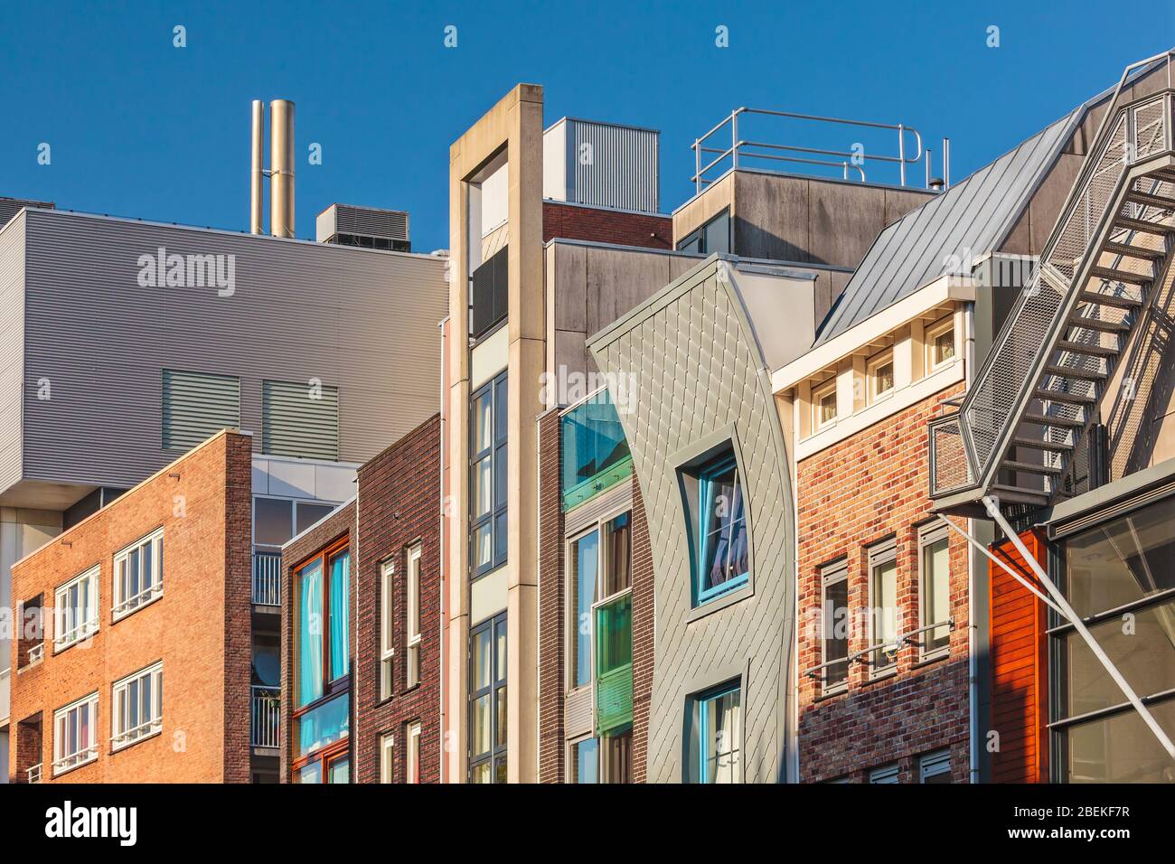 Dutch houses canal amsterdam hi-res stock photography and images - Alamy