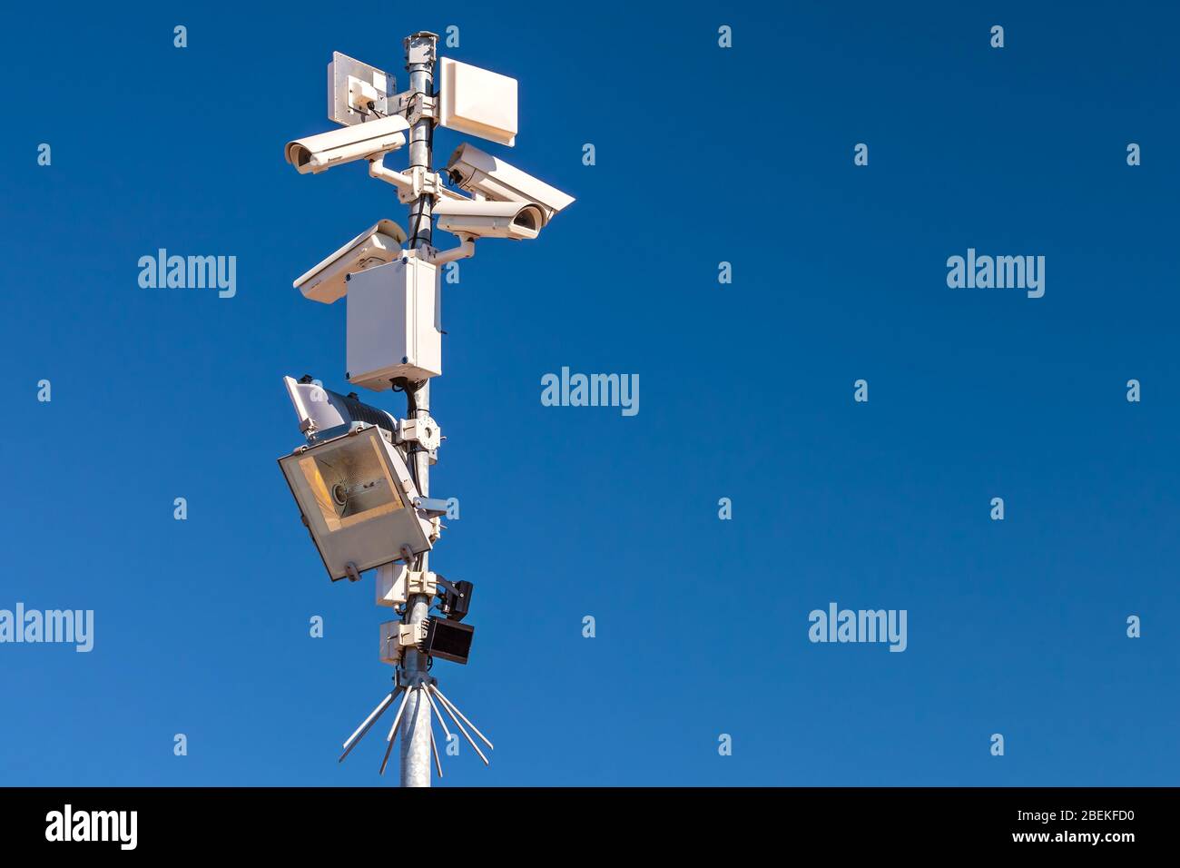 Motion sensors hi-res stock photography and images - Alamy