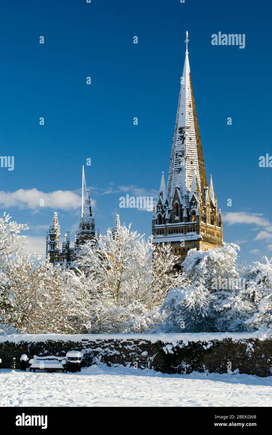Snow llandaff cathedral cardiff winter trees cold wales hi-res stock ...