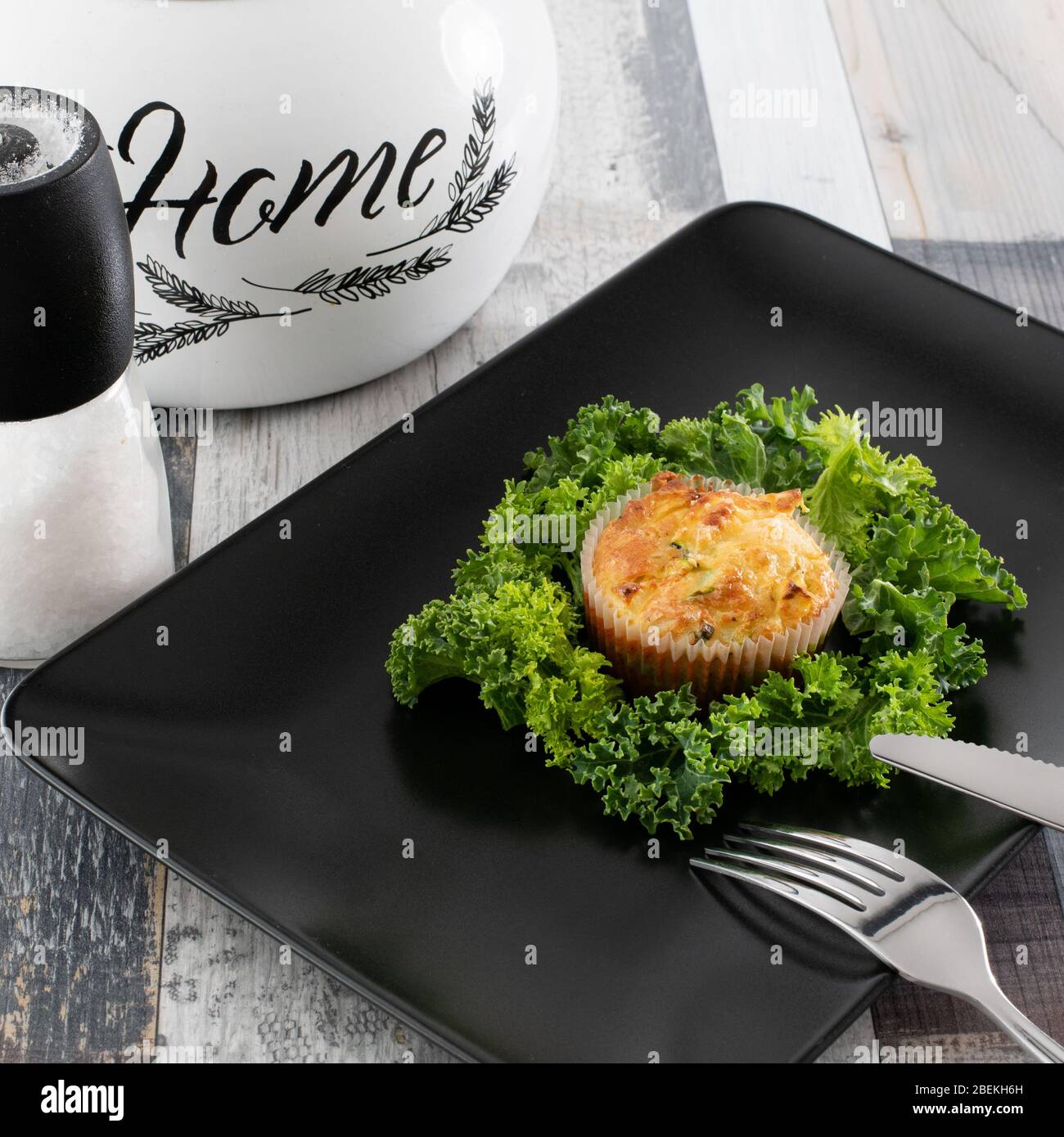 Proposal of serving the dish hi-res stock photography and images - Alamy