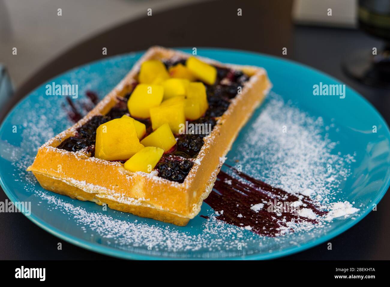 Waffles with fruit hi-res stock photography and images - Alamy
