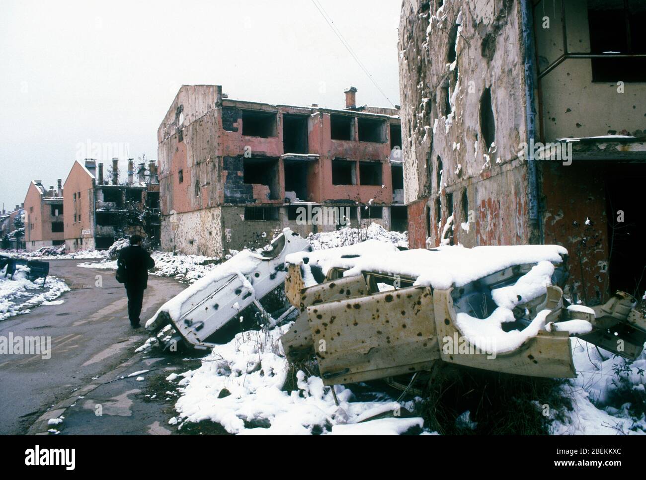 Sarajevo 1998 - war destruction of apartments and houses in Sarajevo's ...
