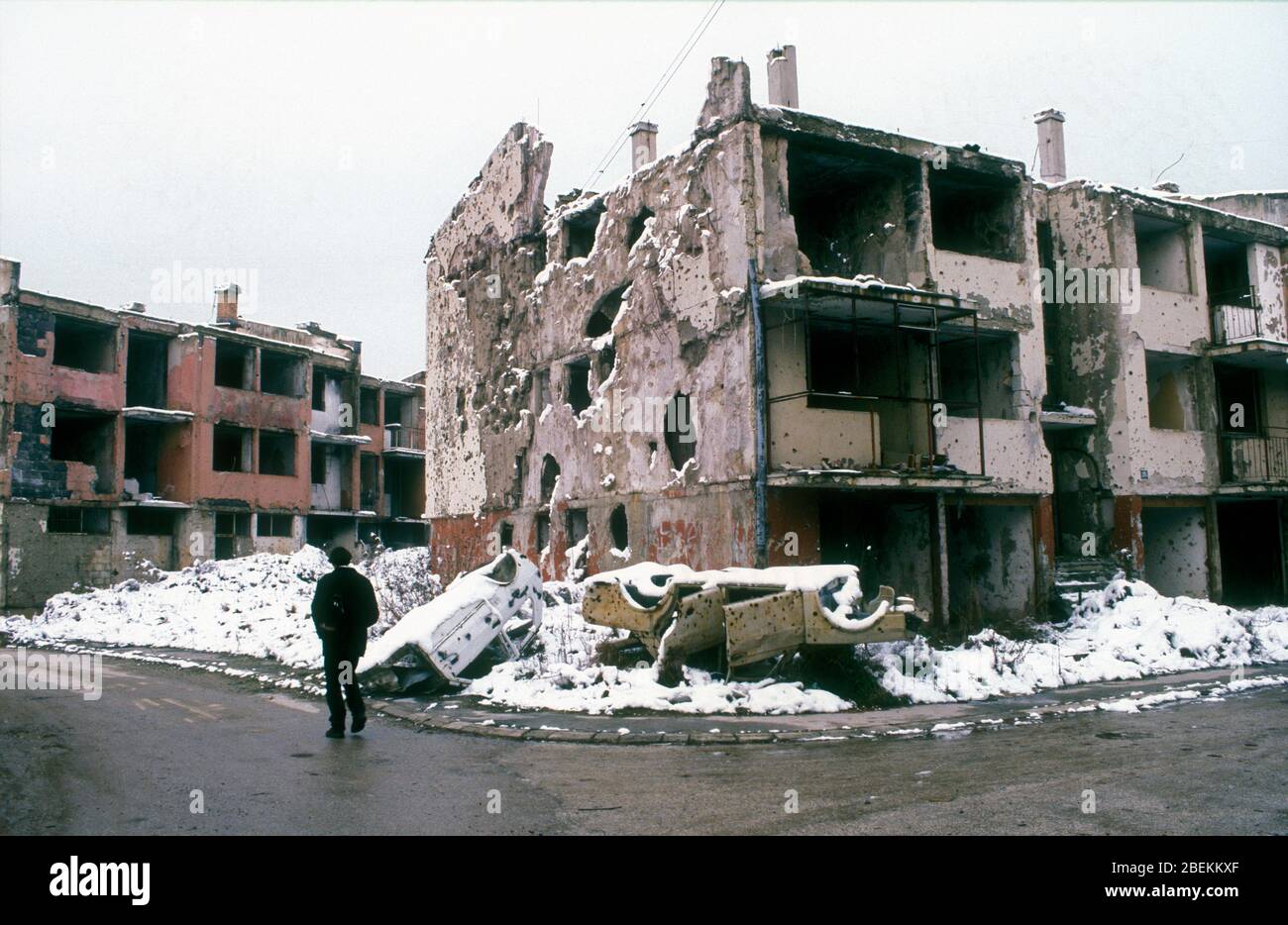 Sarajevo 1998 - war destruction of apartments and houses in Sarajevo's ...