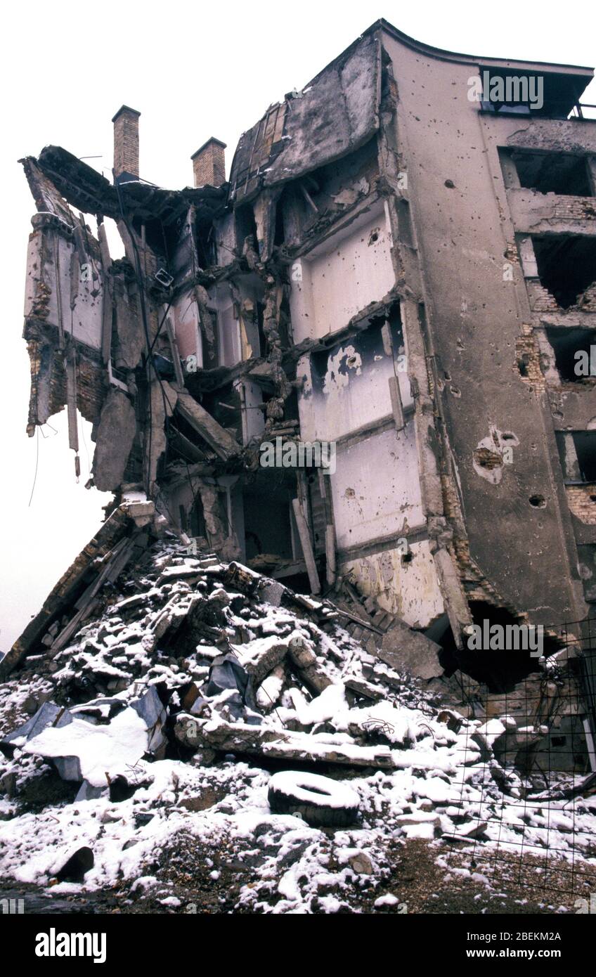 Sarajevo 1998 - war destruction of apartments and houses in Sarajevo's ...
