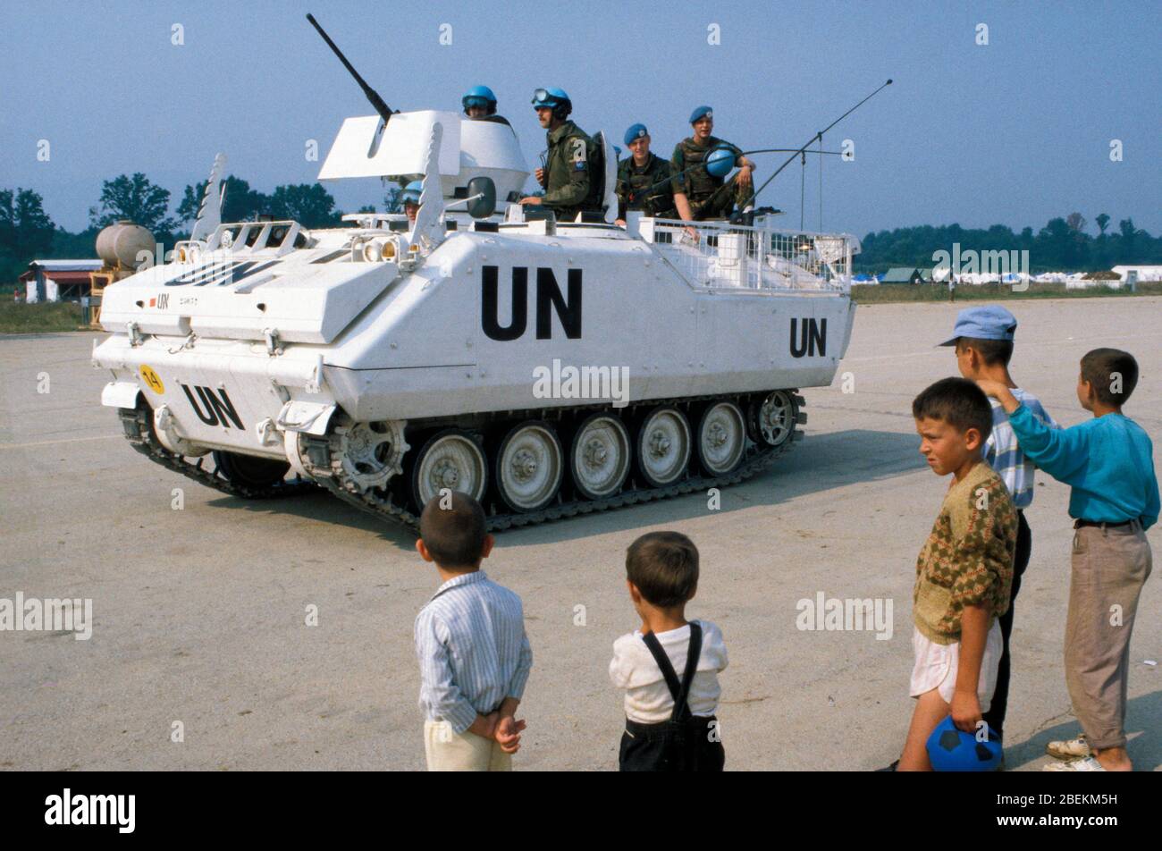 Un troops balkans hi-res stock photography and images - Alamy