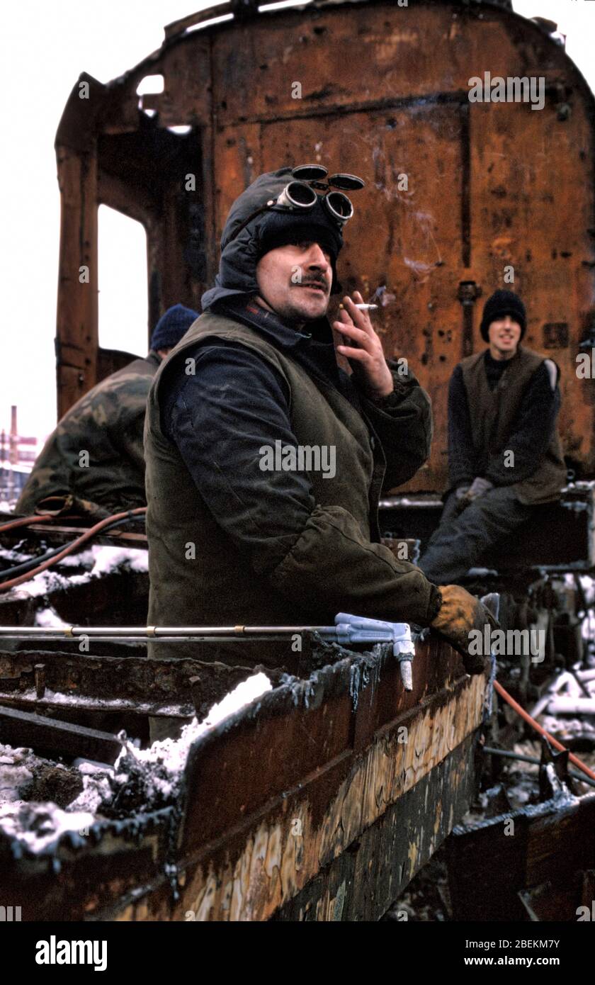 War scrap metal hi-res stock photography and images - Alamy