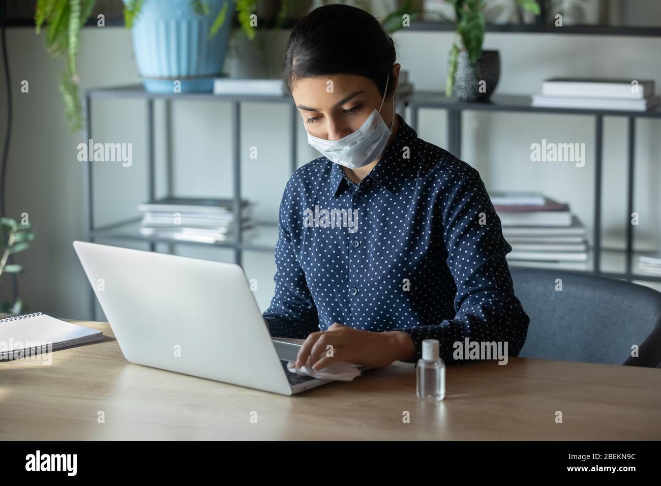 Indian workplace safety hi-res stock photography and images - Alamy