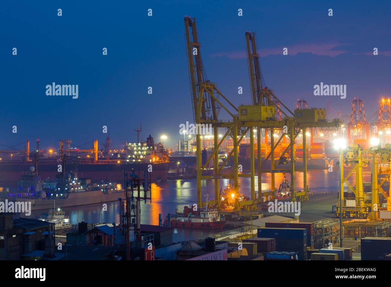 Colombo port city development hi-res stock photography and images - Alamy