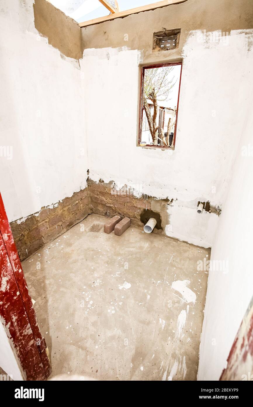 Interior of a poor house in africa hi-res stock photography and images ...