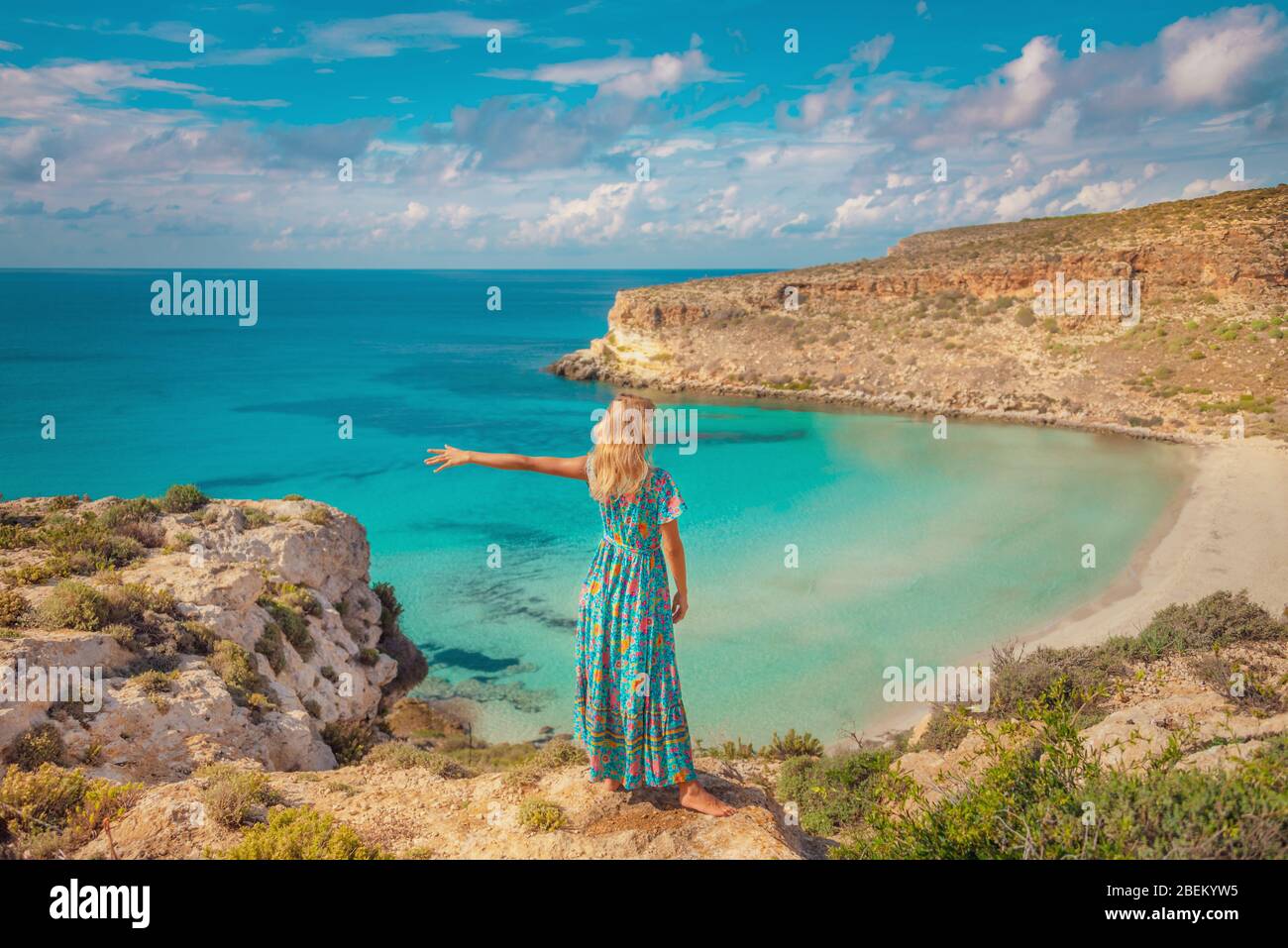 Rabbit Rear View High Resolution Stock Photography and Images - Alamy
