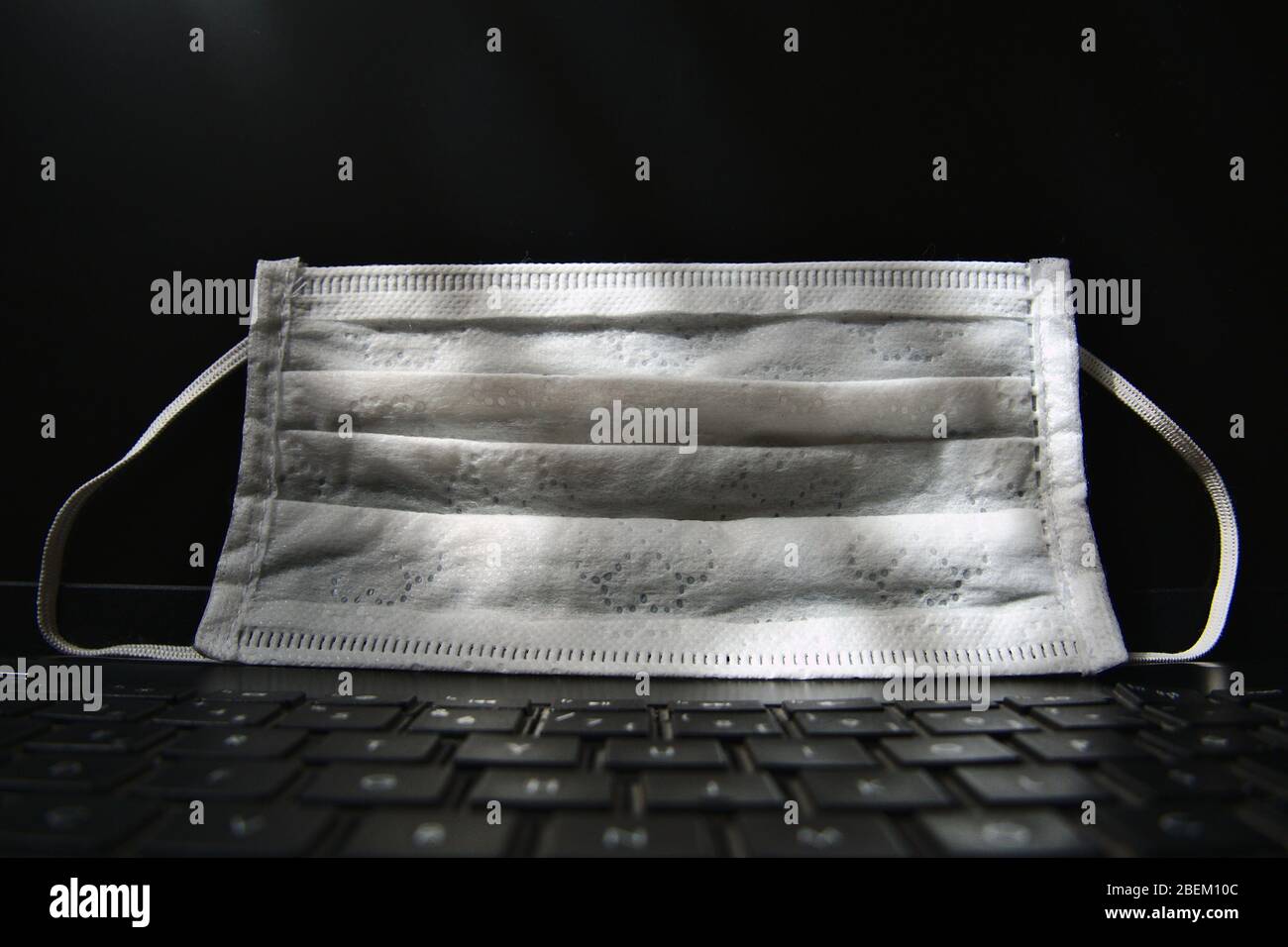 Medical mask type hi-res stock photography and images - Alamy