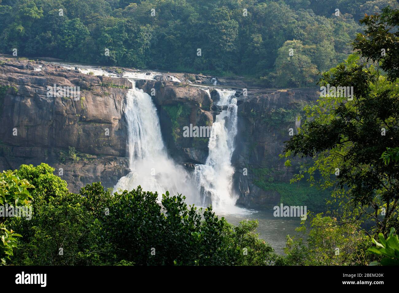 Shopping in athirappiilly hi-res stock photography and images - Alamy