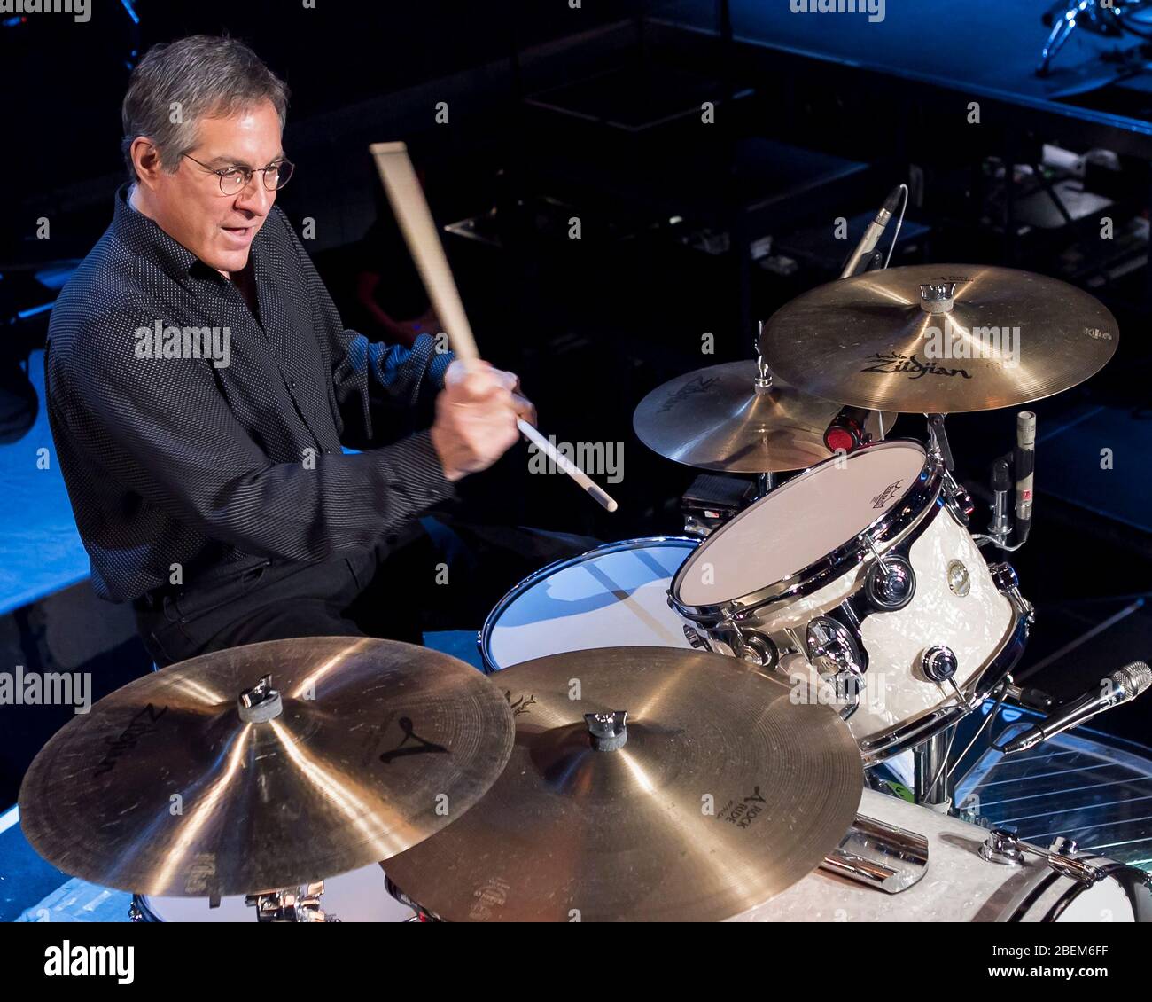 Drummer Max Weinberg warms up before a show with Bruce Springsteen in ...