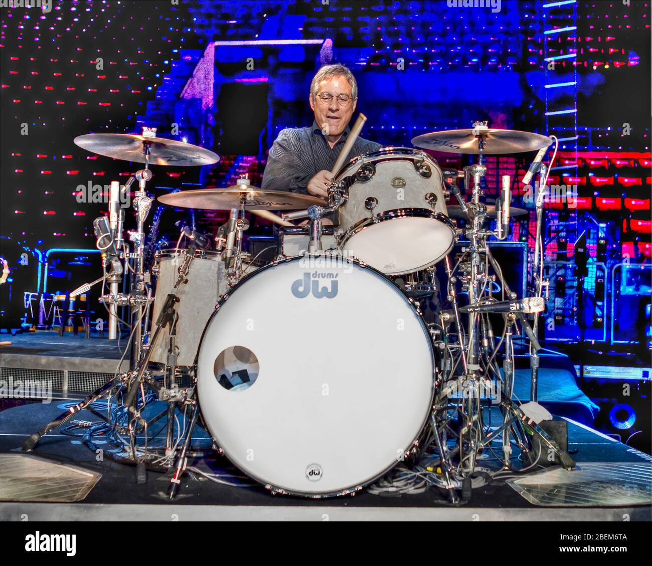 Drummer Max Weinberg warms up before a show with Bruce Springsteen in ...