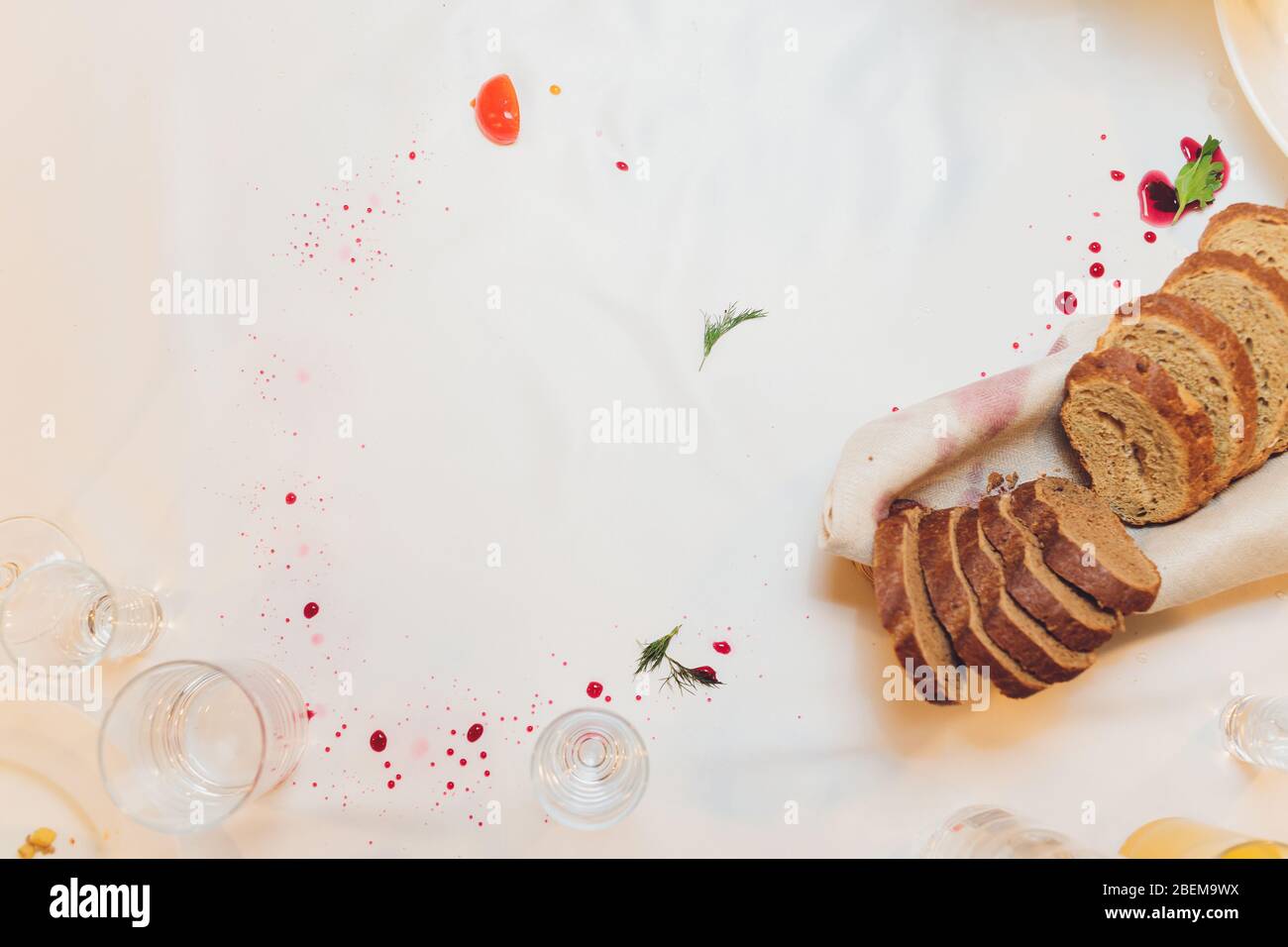 Wine stain, table cloth hi-res stock photography and images - Alamy