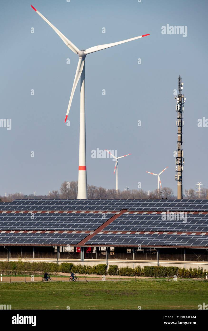 Solar cells and wind turbines hi-res stock photography and images - Alamy