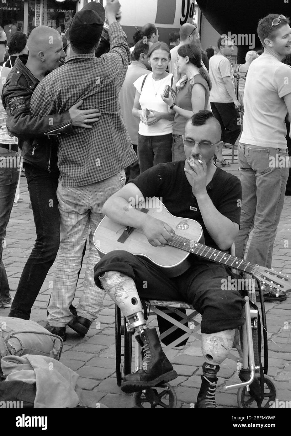 No legs wheelchair hi-res stock photography and images - Alamy