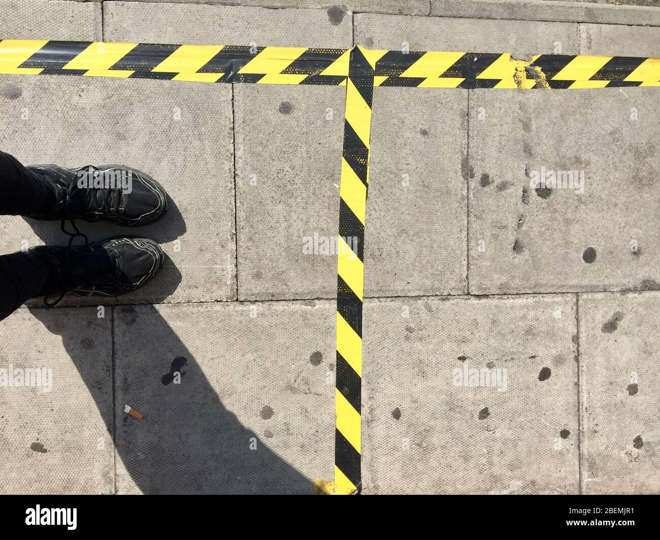 social distancing, London, UK - 4/13/2020: social distancing for ...